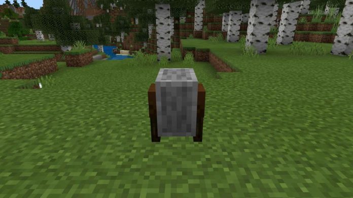 How to craft and use the Minecraft Grindstone utility block | Respawnage